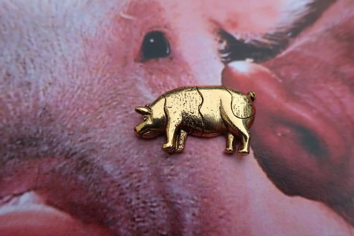 Pig Lapel Pin – lapelpinplanet