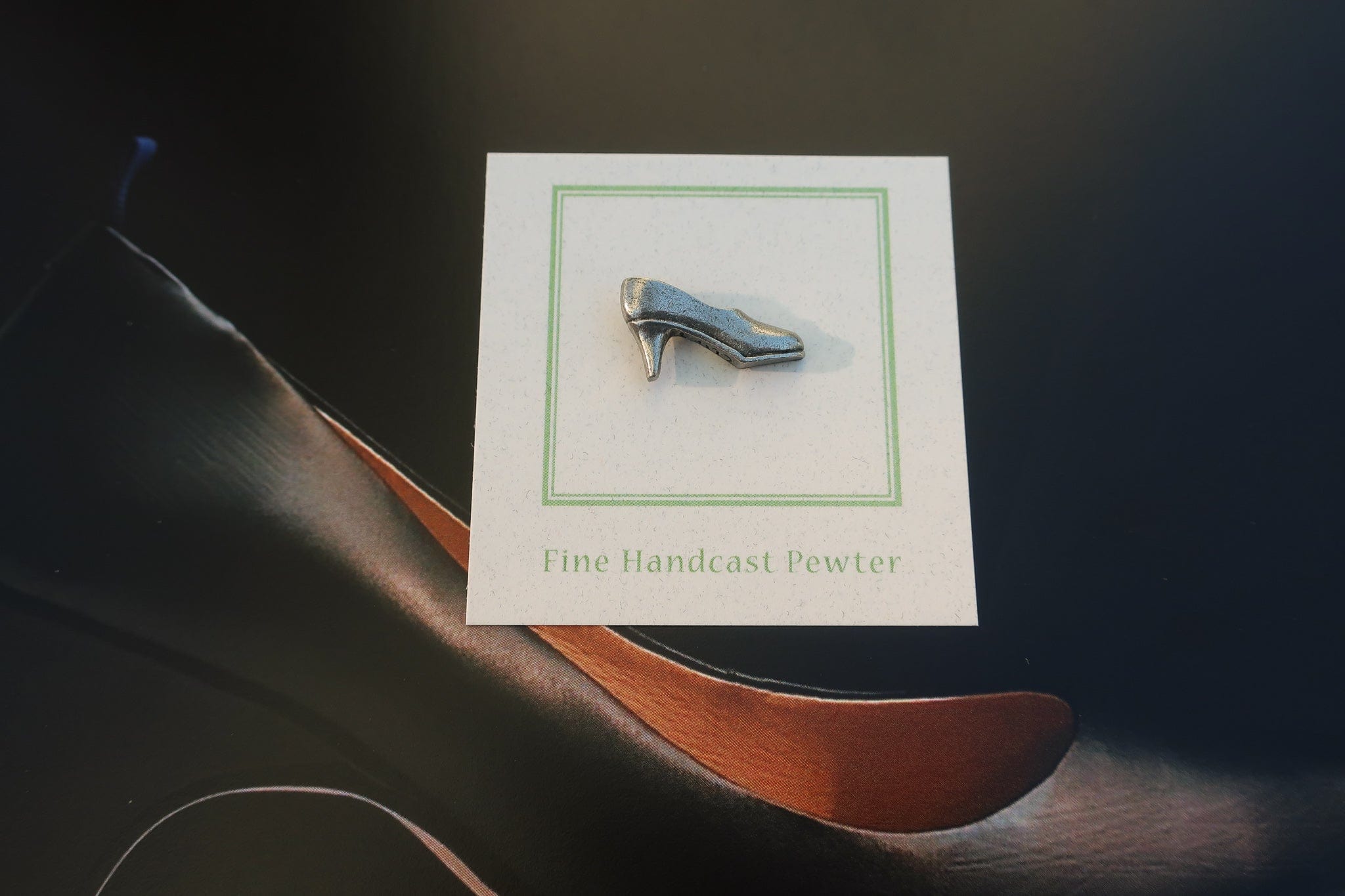 Pump Lapel Pin – lapelpinplanet