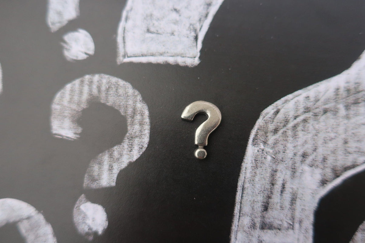 Question Mark Lapel Pin – lapelpinplanet