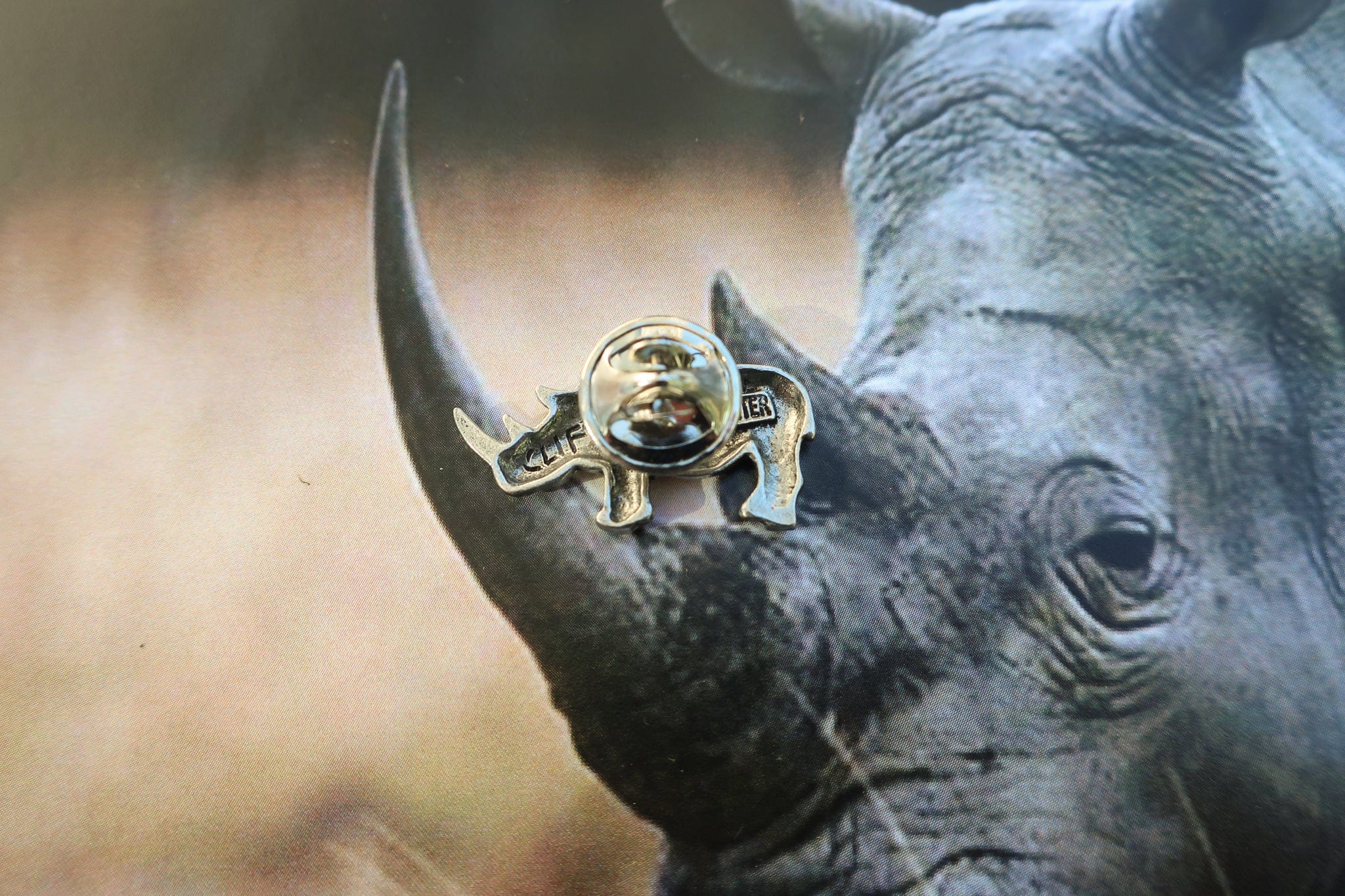 Rhinoceros Lapel Pin – lapelpinplanet