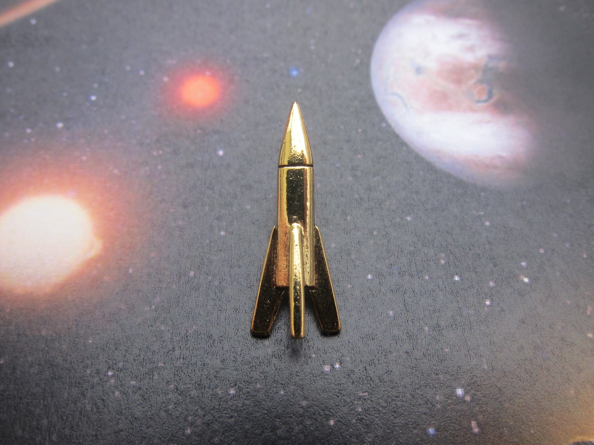 Rocket Gold Lapel Pin – lapelpinplanet
