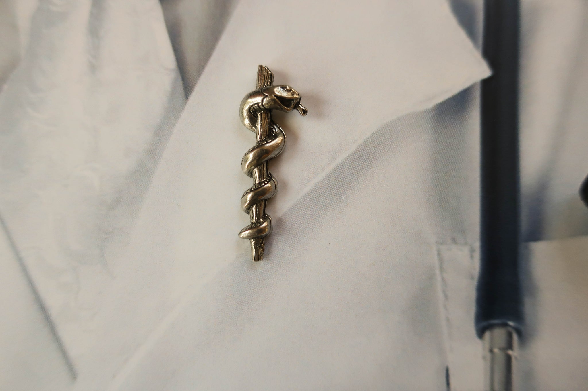 The Rod of Asclepius Lead-Free Pewter Pin - Lapel Pin Planet ...