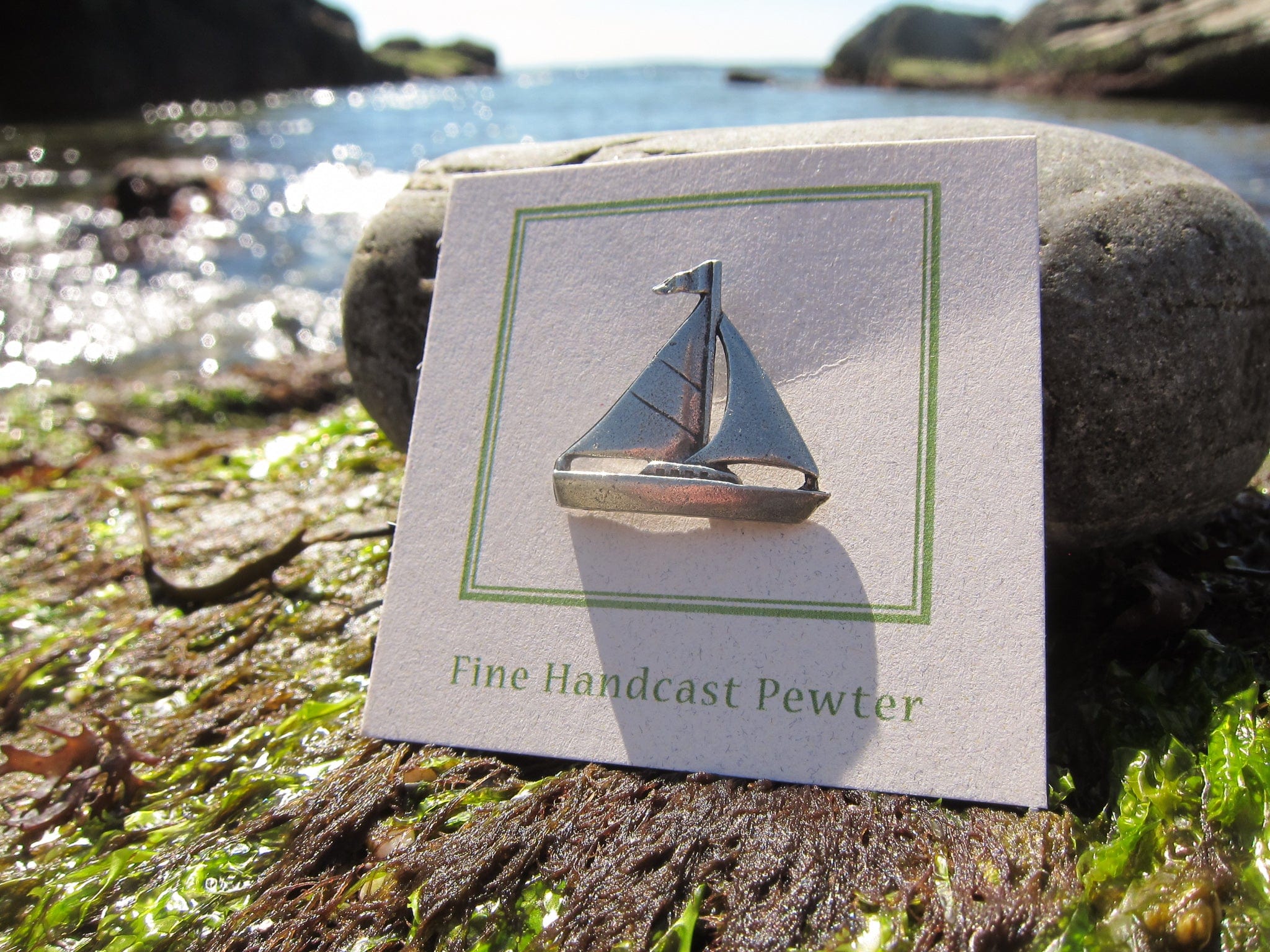 Sailboat Lapel Pin – lapelpinplanet