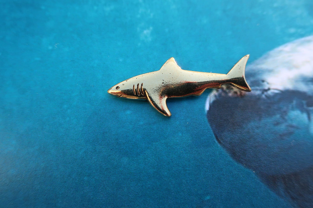 Shark Gold Lapel Pin – lapelpinplanet
