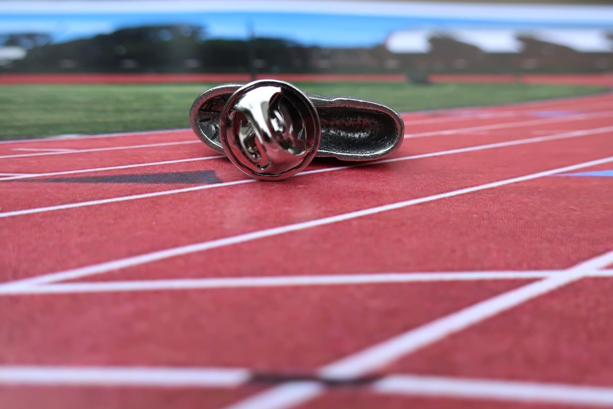 Sneaker Lapel Pin – lapelpinplanet