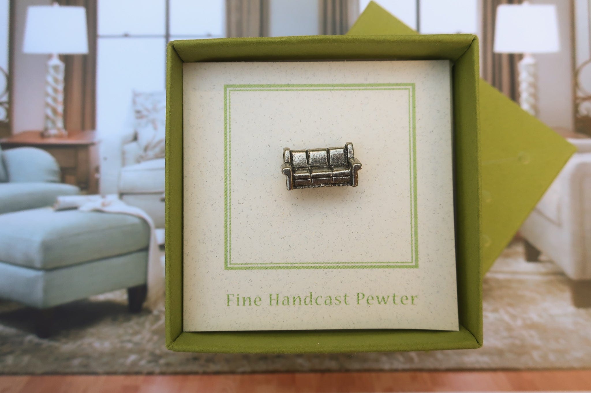 Sofa Lapel Pin – lapelpinplanet