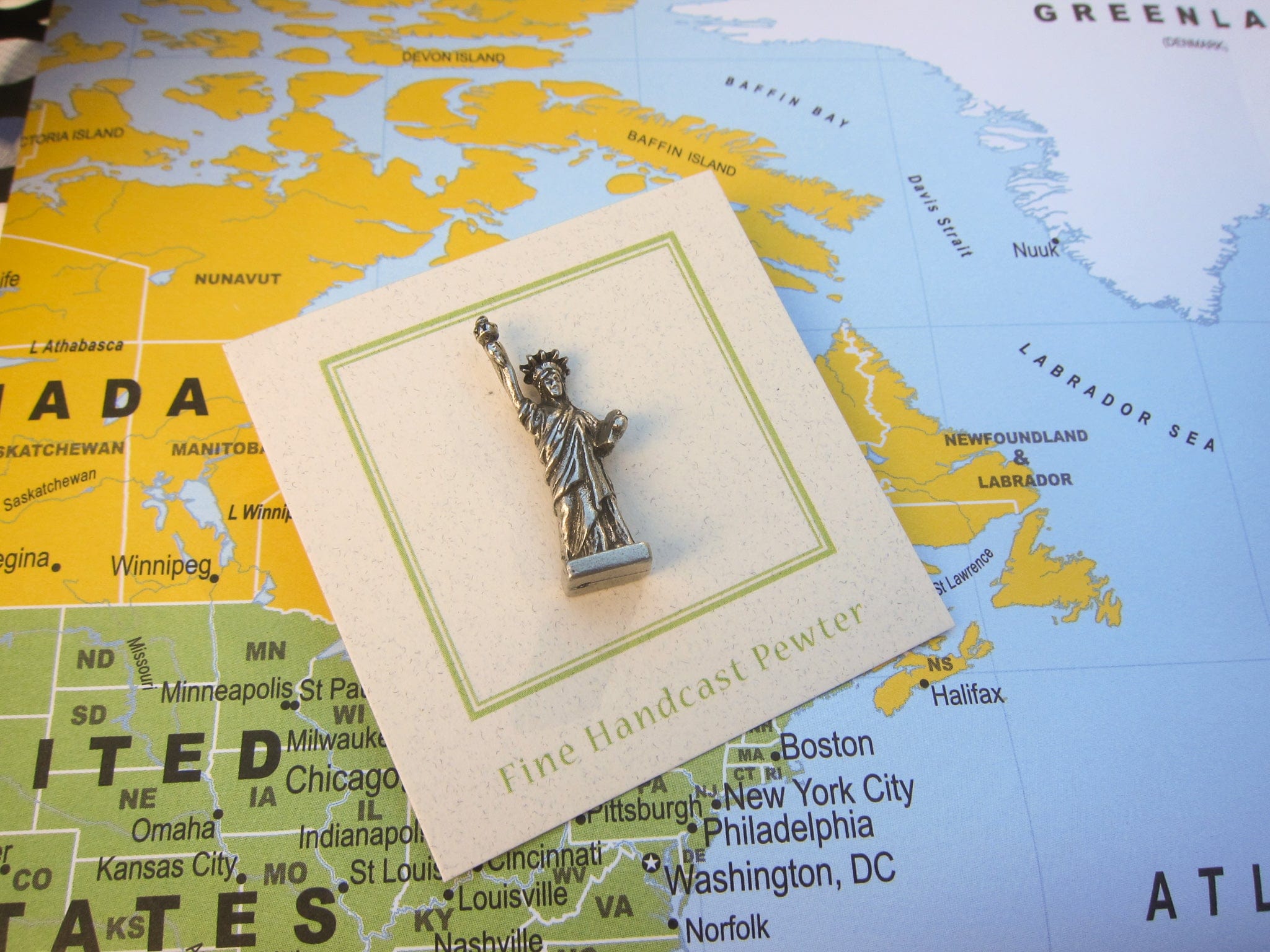 Statue of Liberty Lapel Pin – Lapel Pin Planet – lapelpinplanet