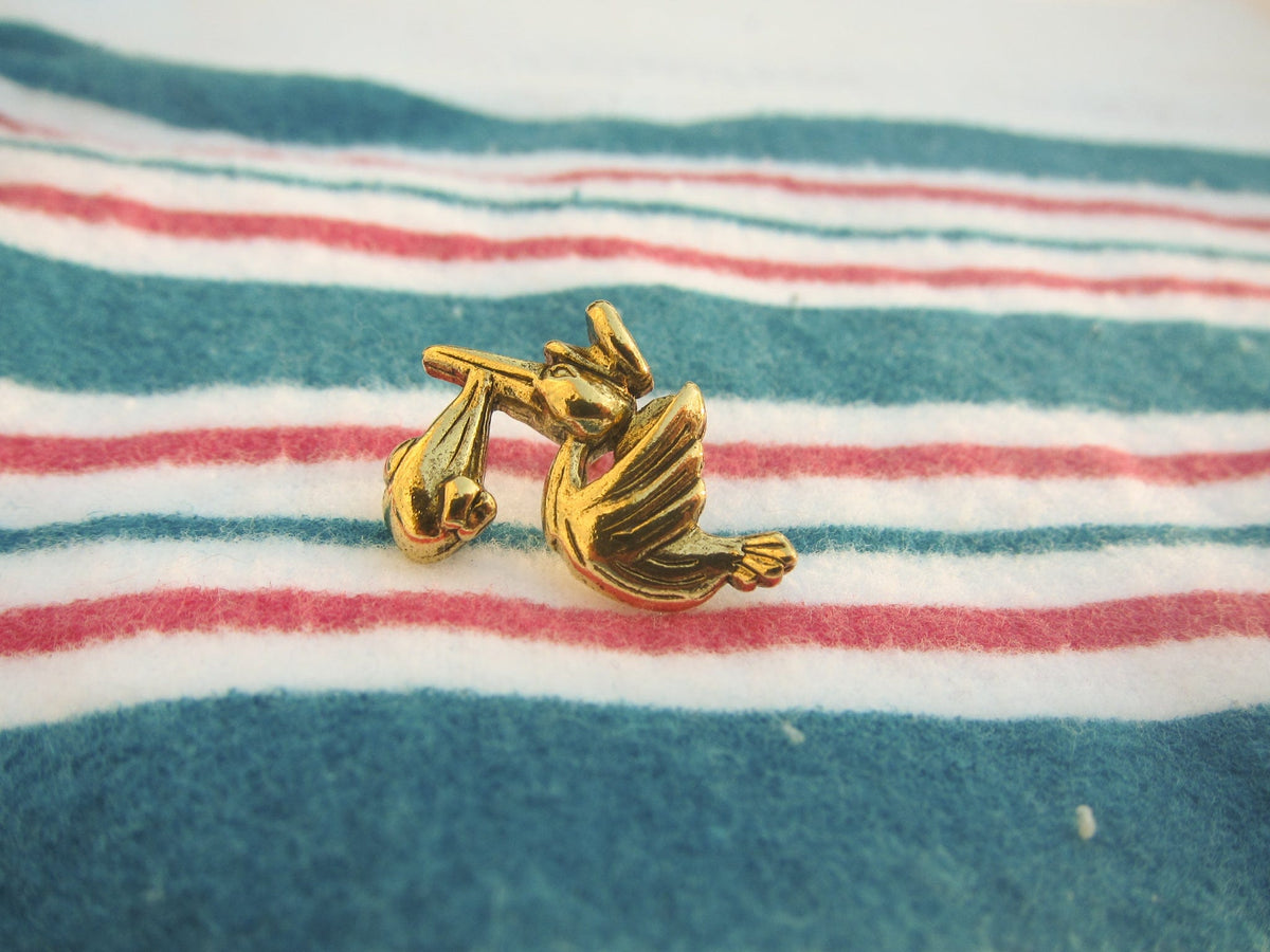 Stork Gold Lapel Pin – lapelpinplanet