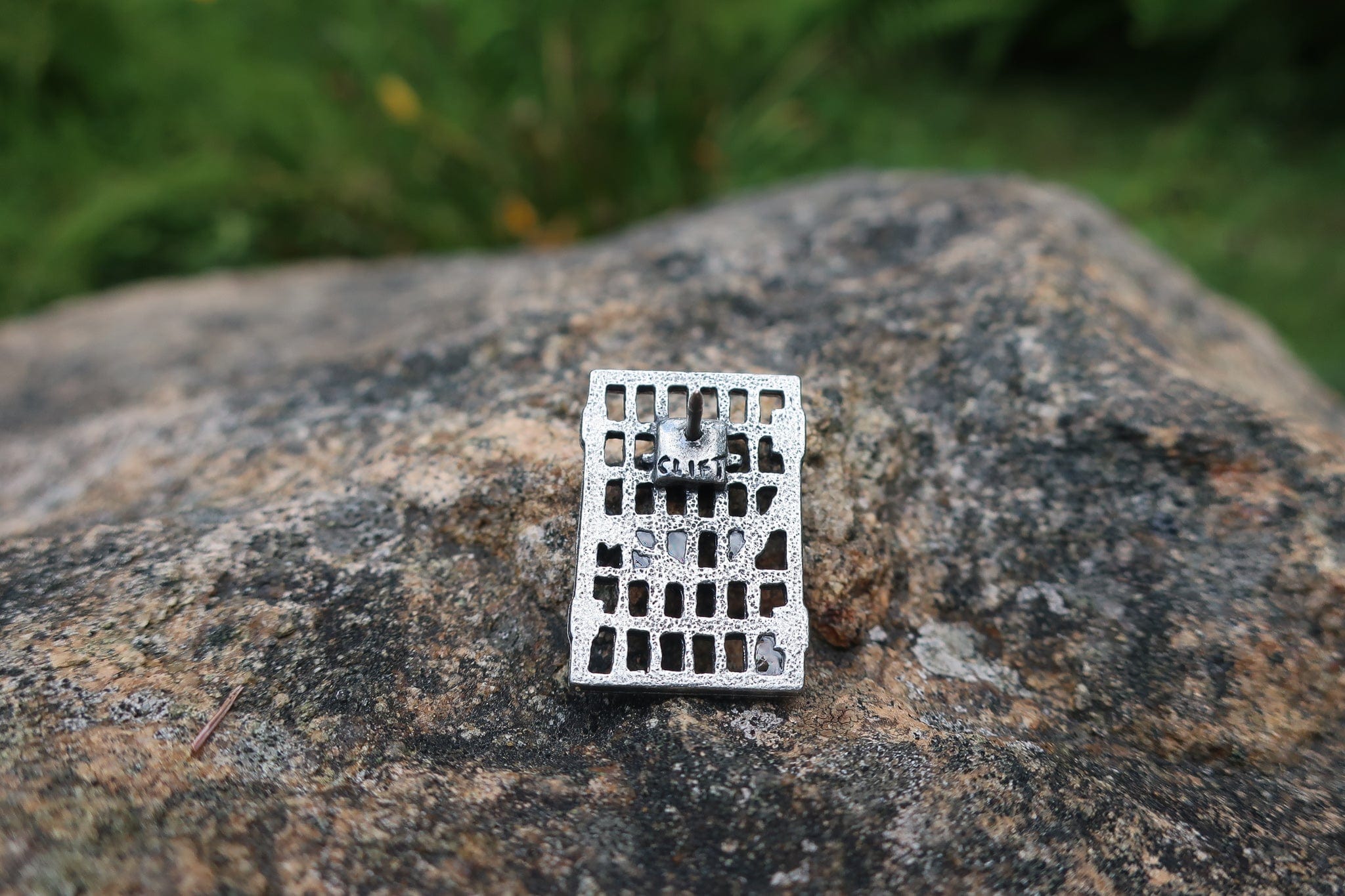Suffragette Jail Door Lapel Pin – lapelpinplanet