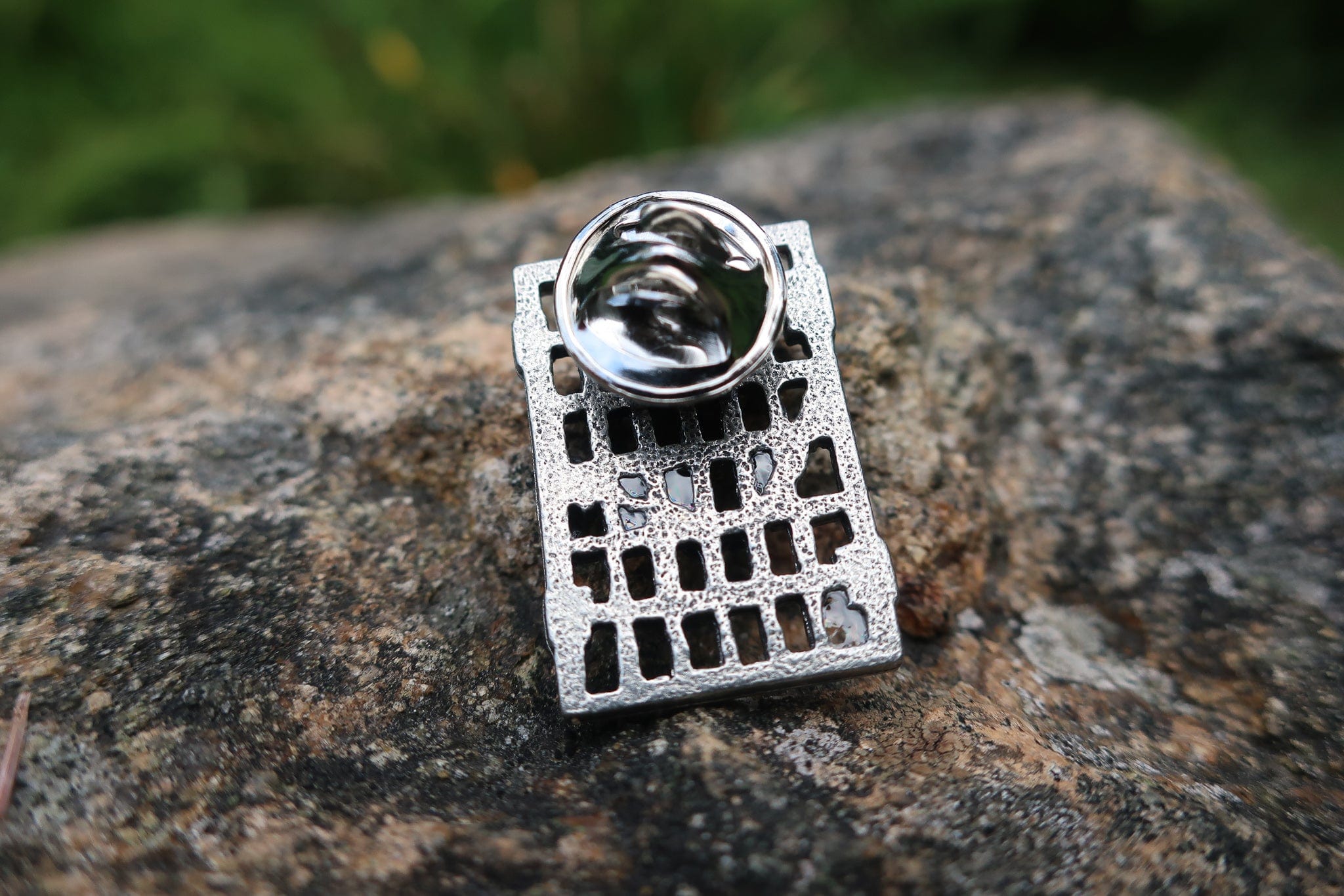 Suffragette Jail Door Lapel Pin – lapelpinplanet