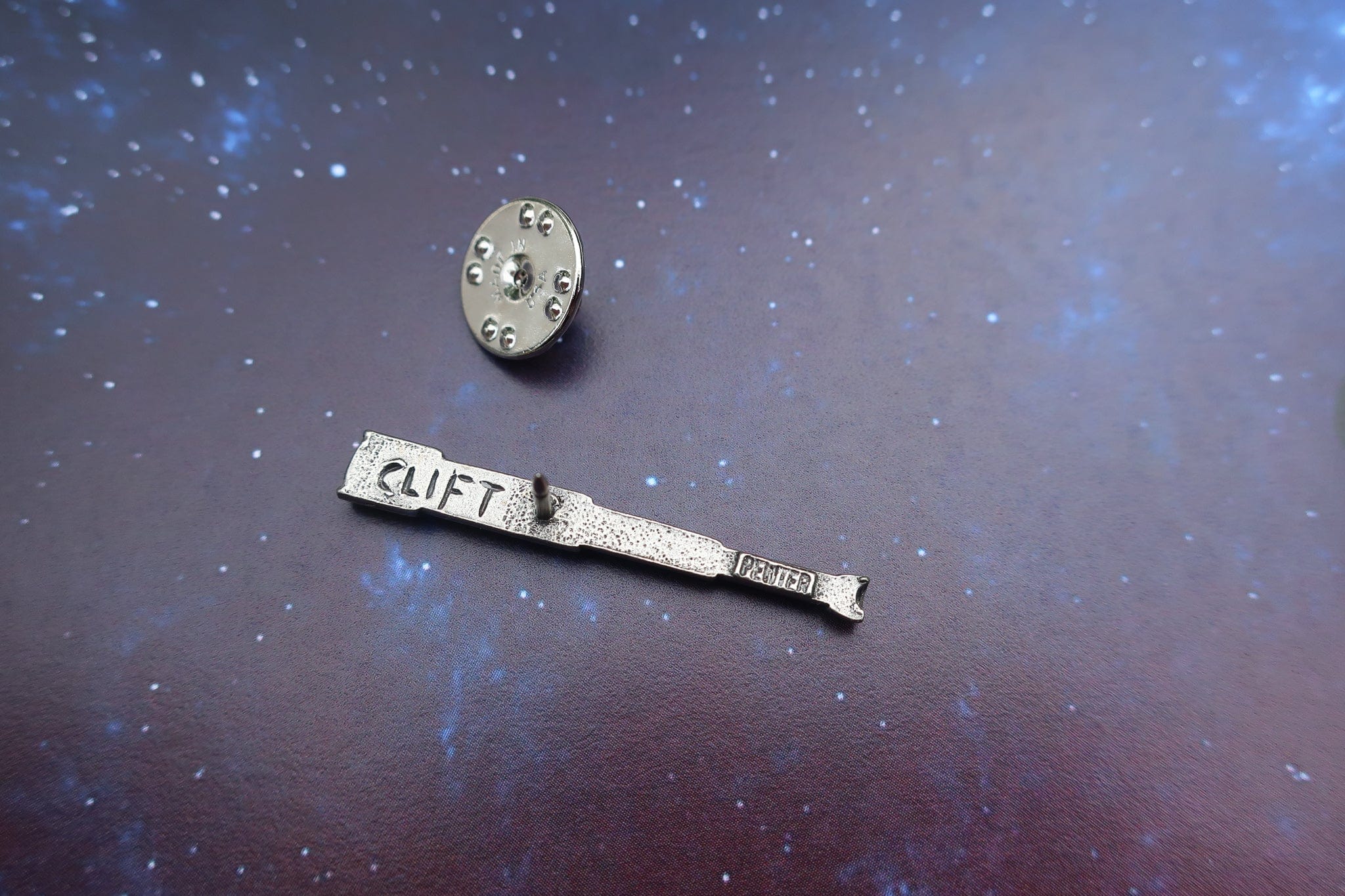 Telescope Lapel Pin – lapelpinplanet