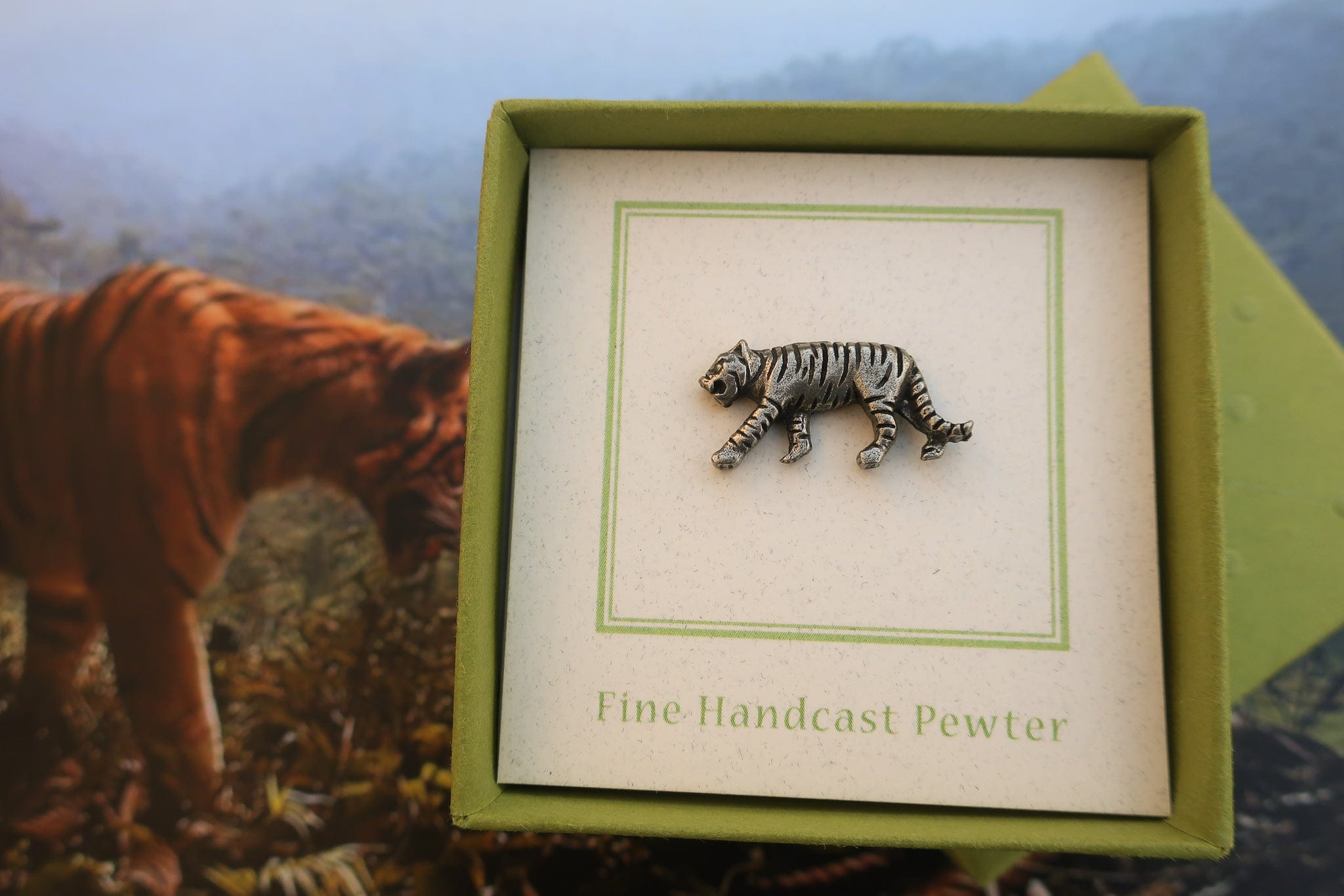 Tiger Lapel Pin – lapelpinplanet