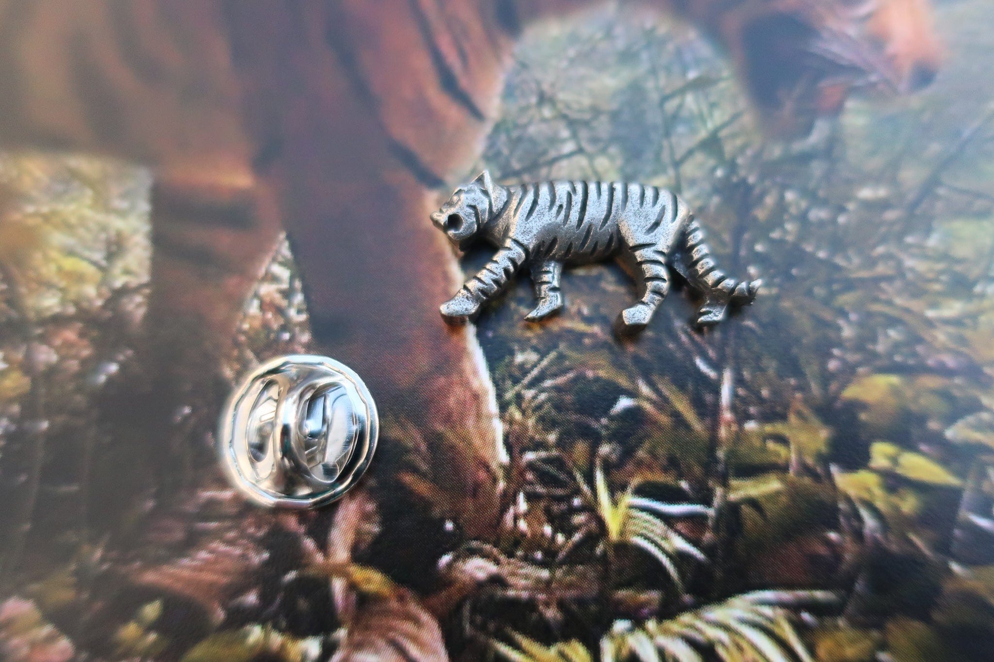 Tiger Lapel Pin – lapelpinplanet