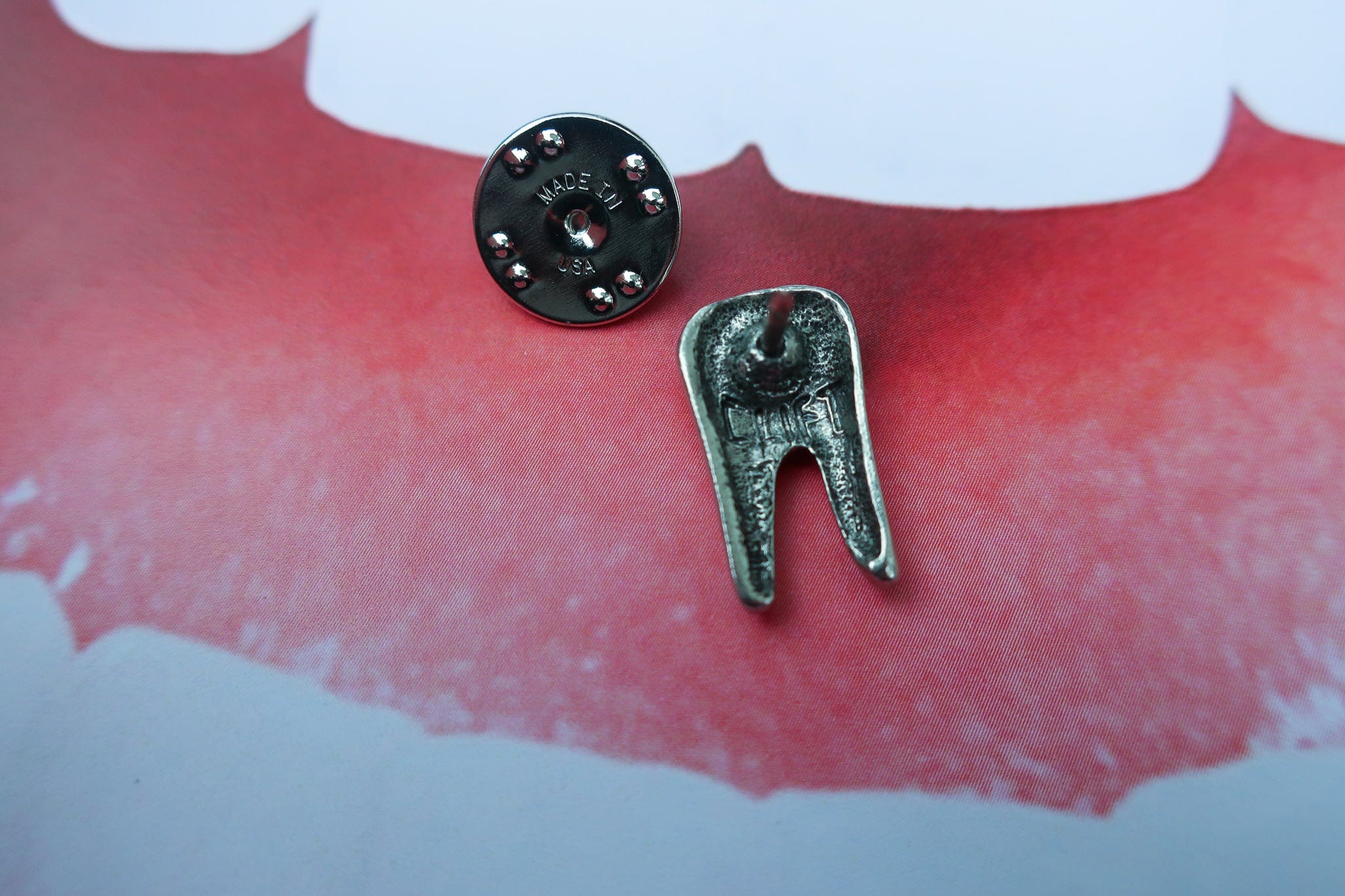 Tooth Lapel Pin – lapelpinplanet