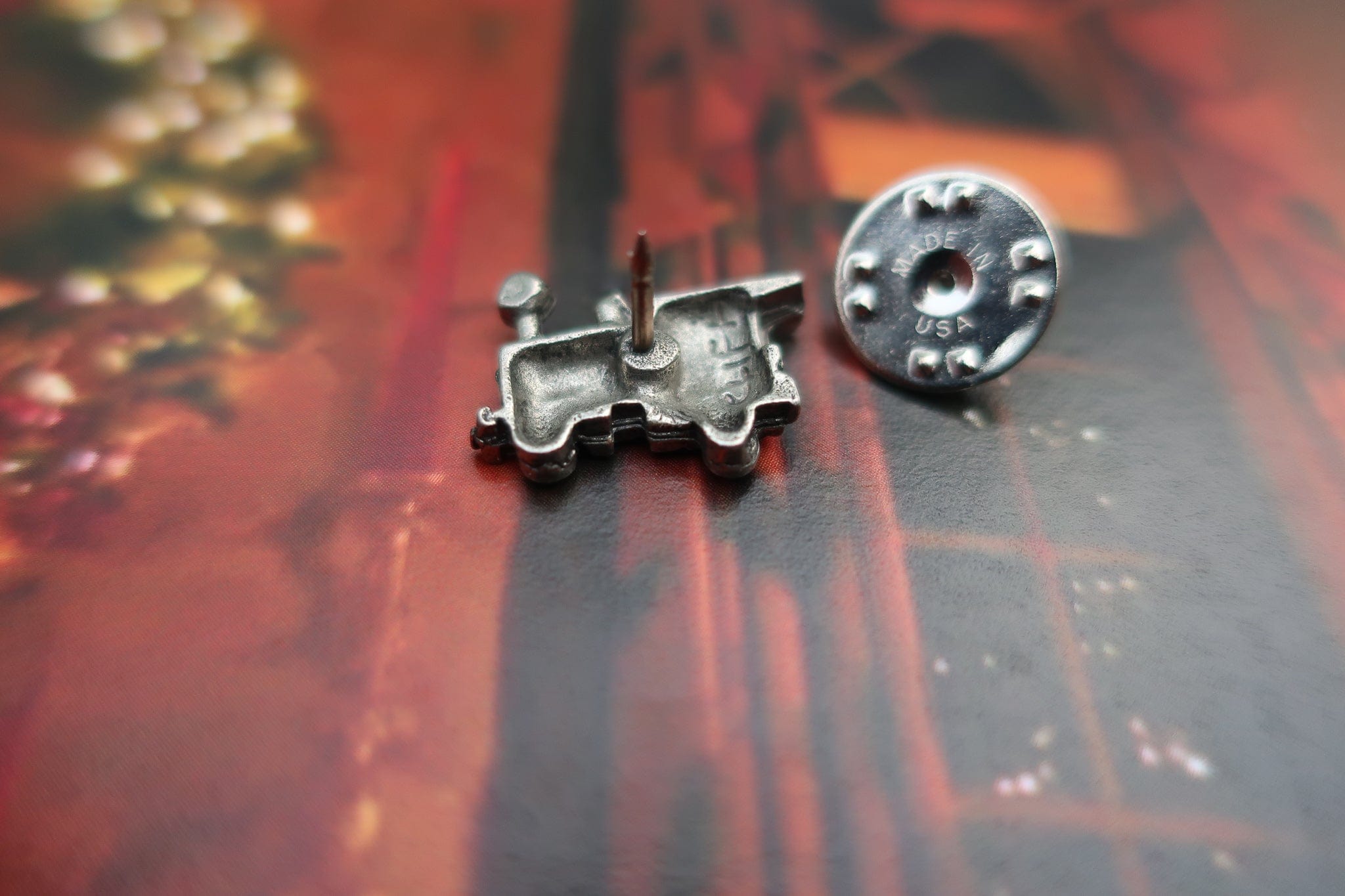 Train Lapel Pin – lapelpinplanet