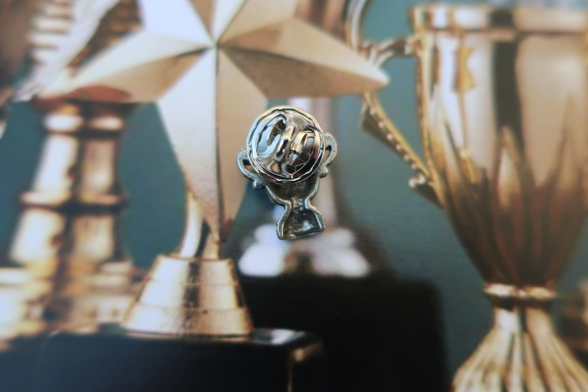 Trophy Lapel Pin – lapelpinplanet