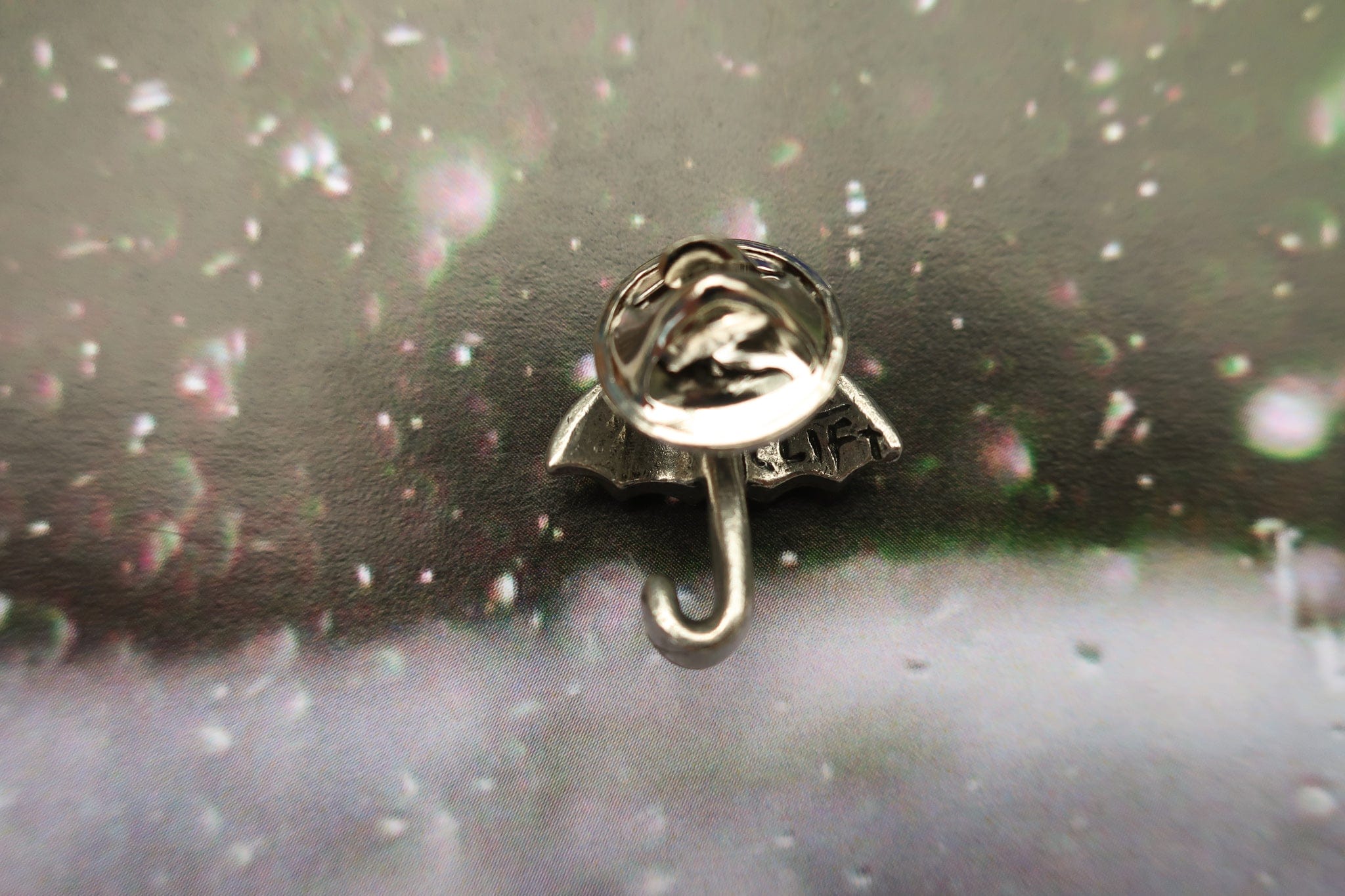 Umbrella Lapel Pin – lapelpinplanet