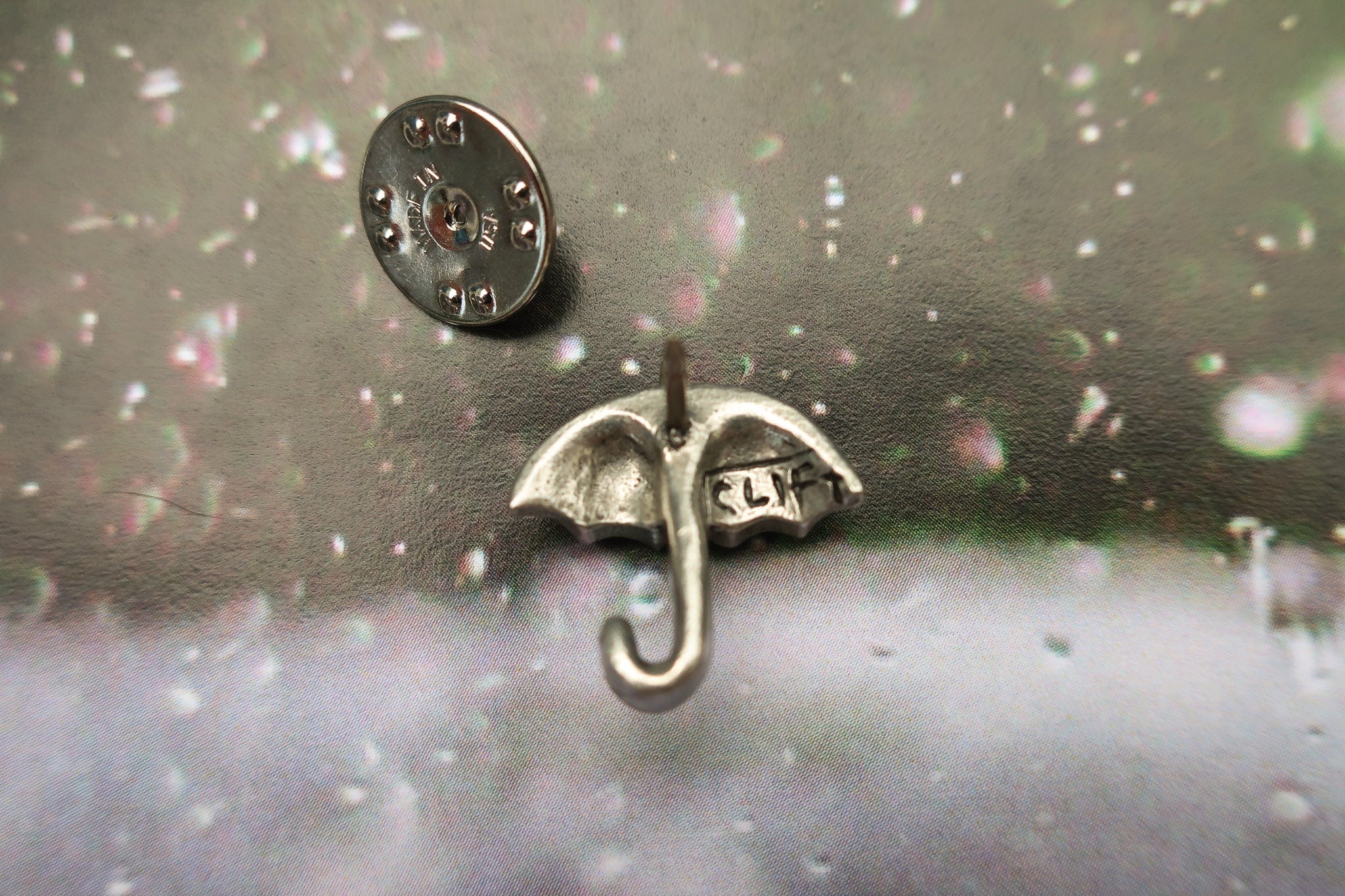 Umbrella Lapel Pin – lapelpinplanet