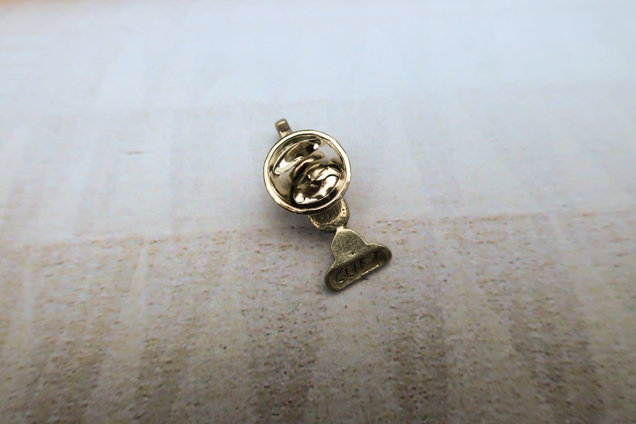 Vacuum Lapel Pin – lapelpinplanet