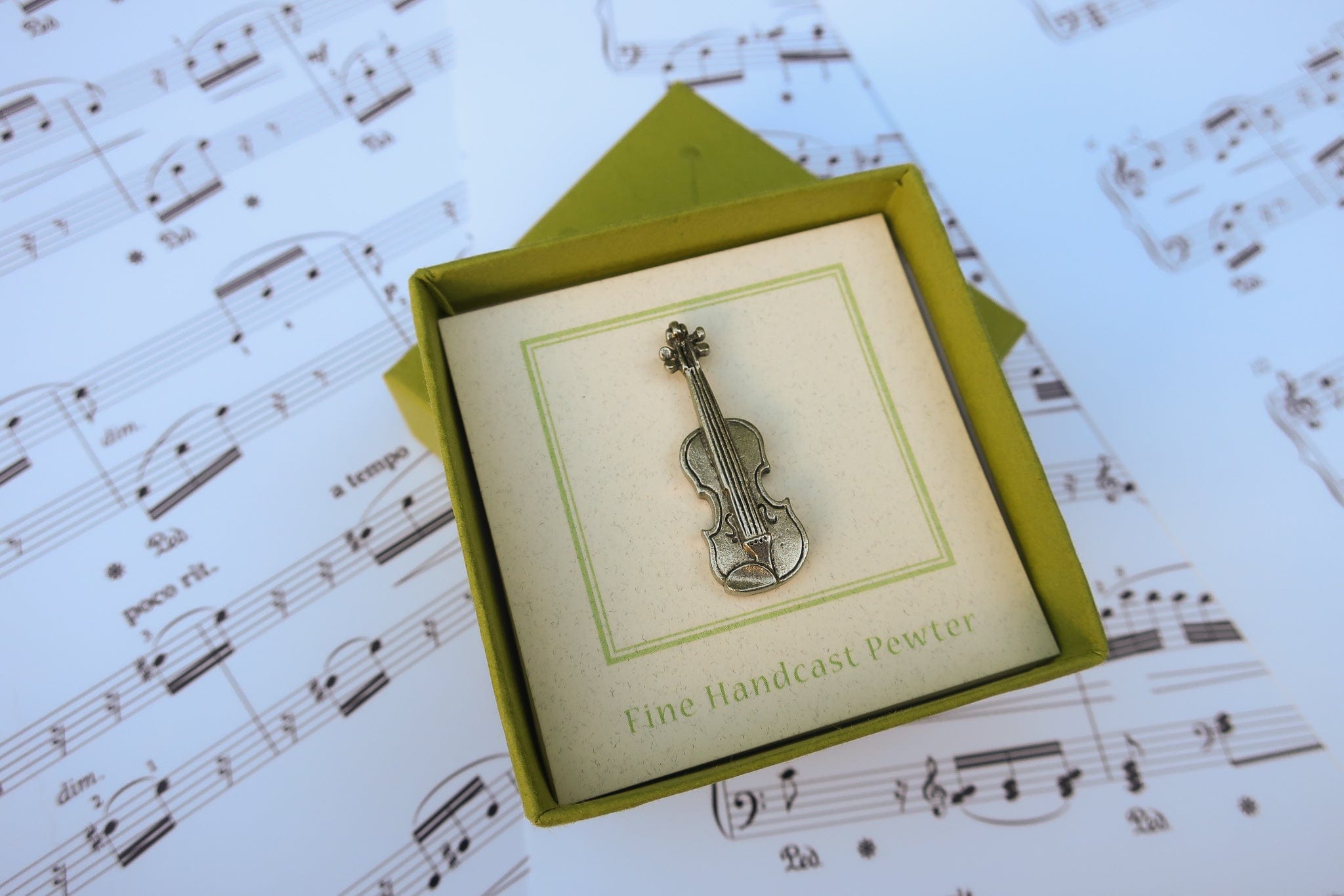 Violin Lapel Pin – lapelpinplanet