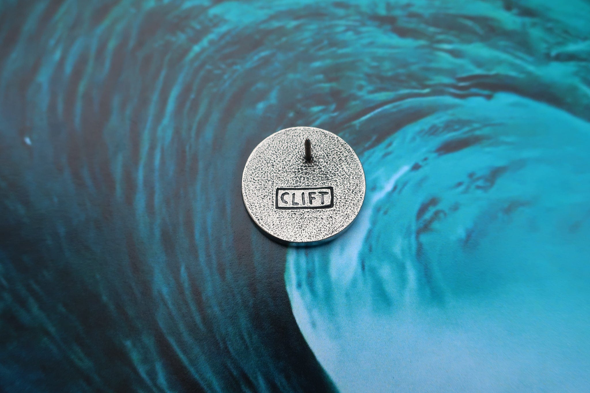 Wave Lapel Pin – lapelpinplanet