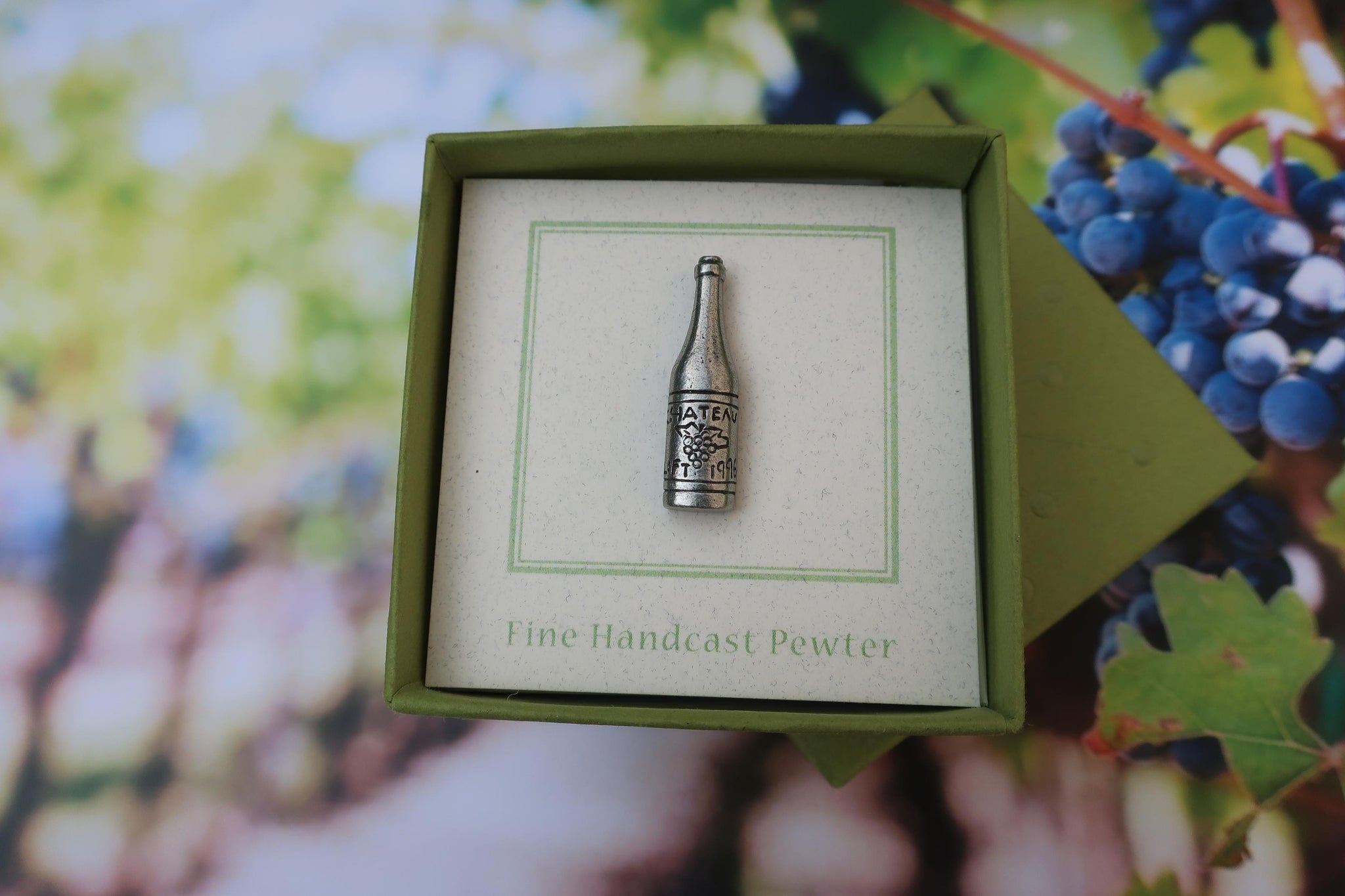 Wine Bottle Lapel Pin – lapelpinplanet
